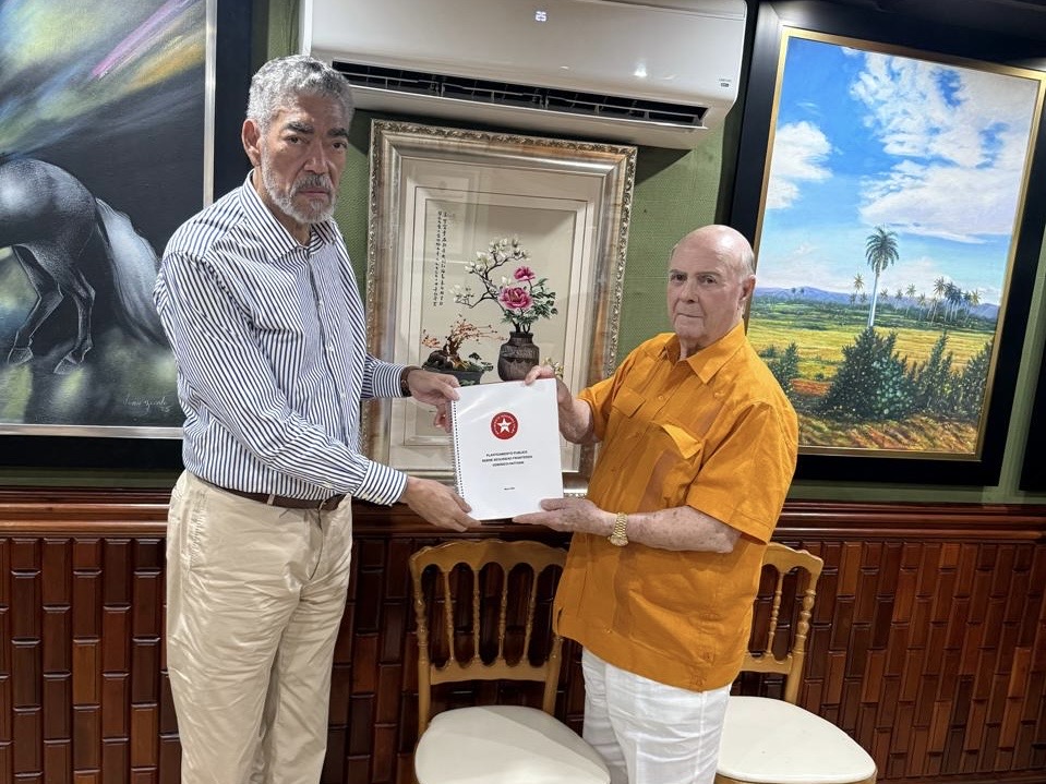 Miguel Mejía entrega planteamiento verja perimetral inteligente al ...